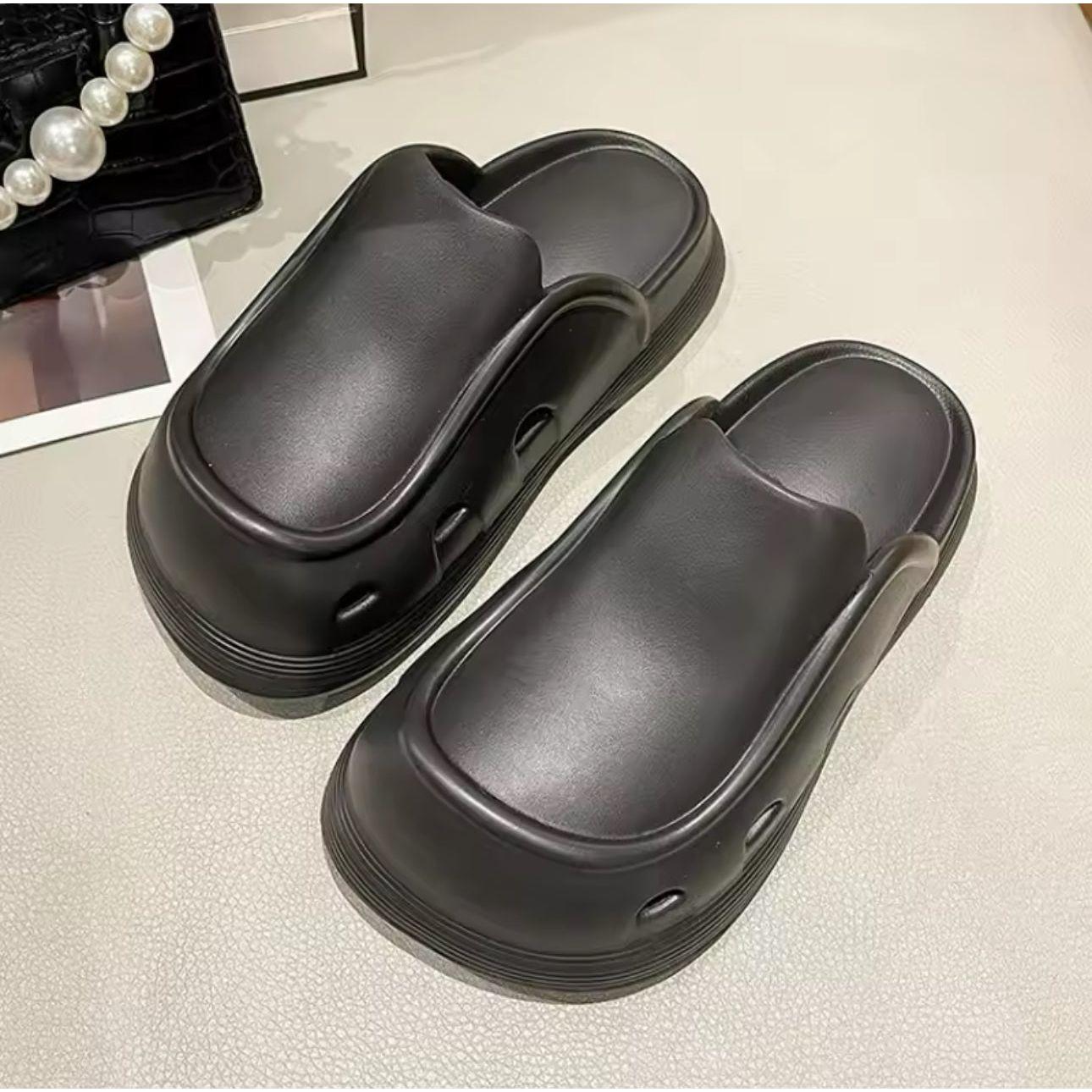 Thick bottom closed toe porous shoes. – YELLOW SUB TRADING