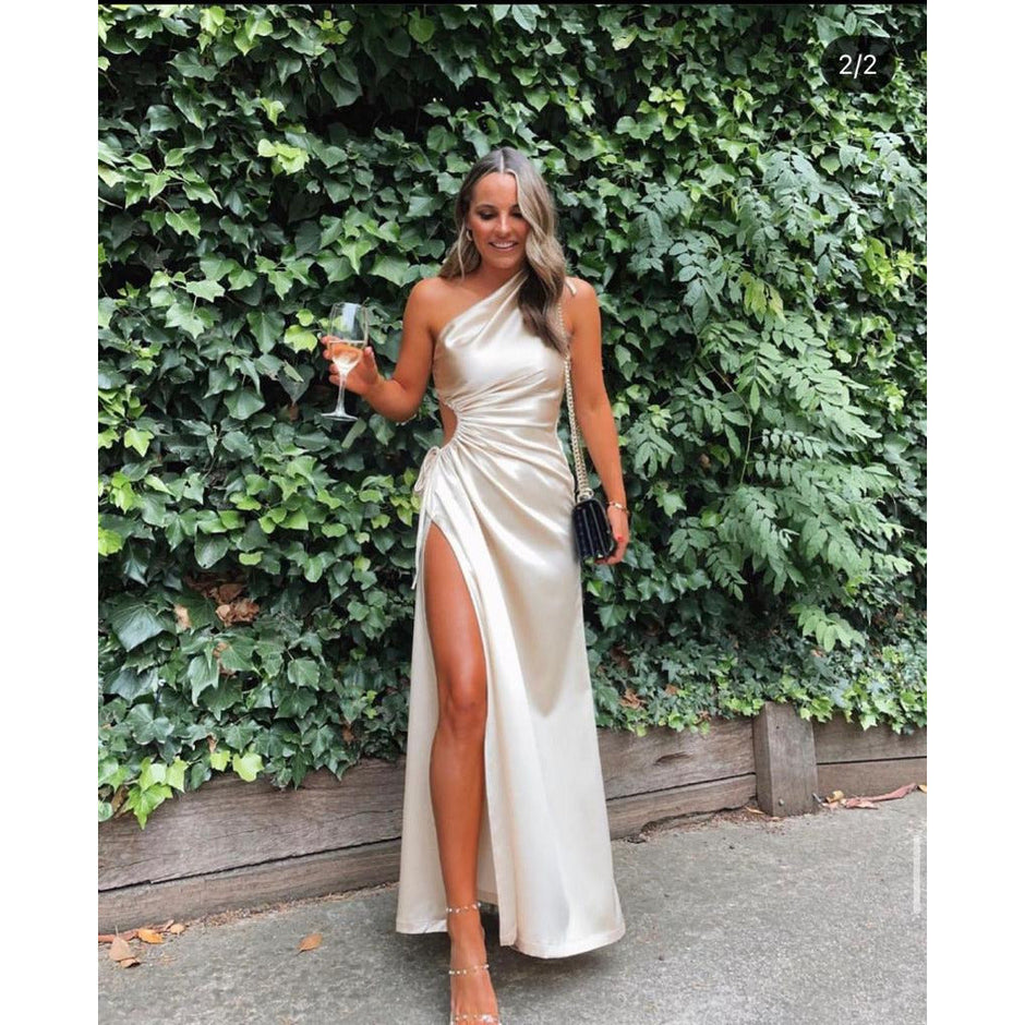 One Hand Off Shoulder Side Slit Dress – YELLOW SUB TRADING